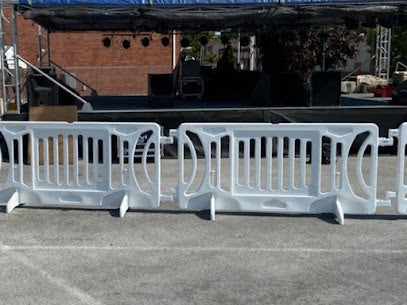 Barricade/ Fencing/ Crowd Control | American Event Rentals OH